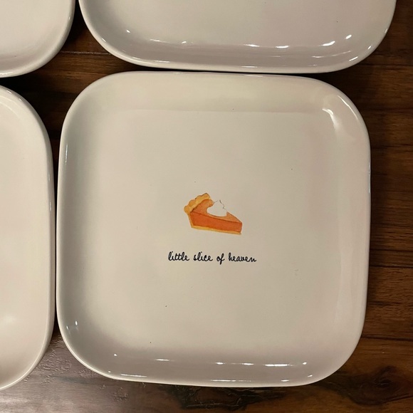 Rae Dunn | Dining | Rae Dunn Set 4 Little Slice Of Heaven Dessert ...